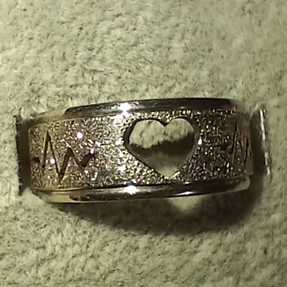 Jewelry | Heartbeat Wedding Band | Poshmark